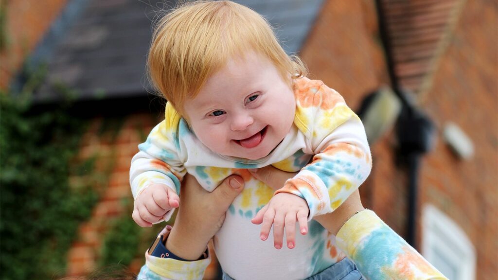 التوحد عند الأطفال: دراسة تفصيلية للأعراض والتأثيرات